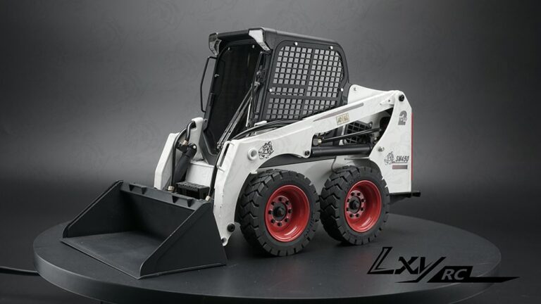RC Bobcat skid steer - Free Shipping - GoldLandRC.com